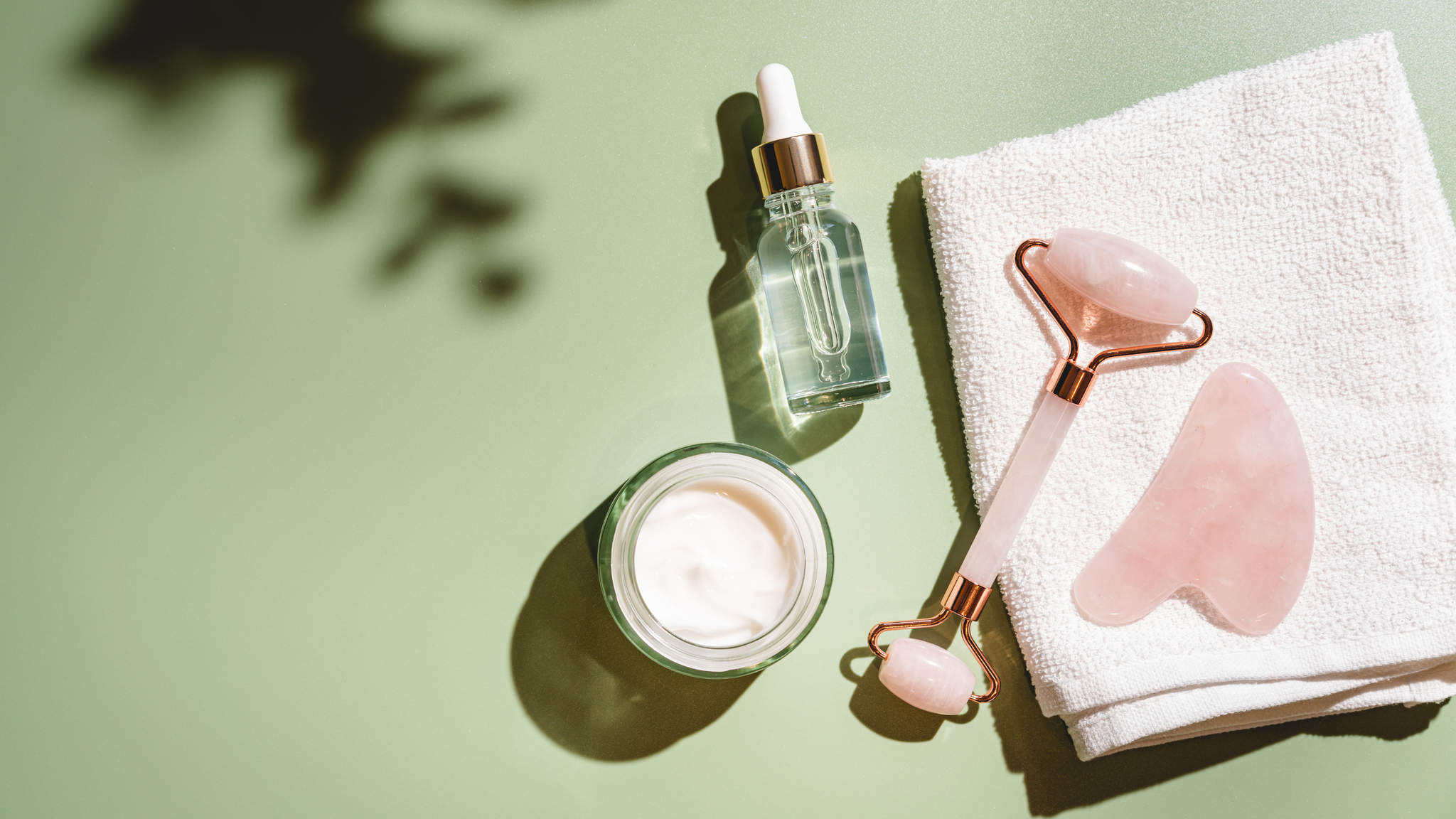The Transformative Power of Natural Stone Face Rollers and Gua Sha in